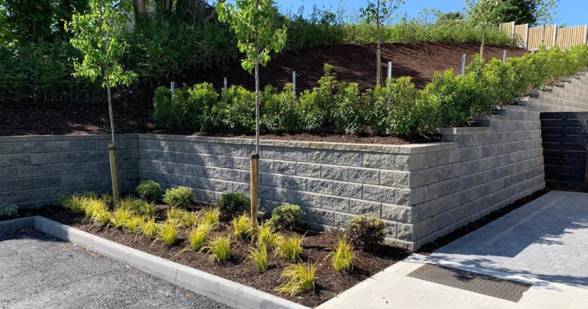 How to Build Allan Block Corners | Colinwell Masonry