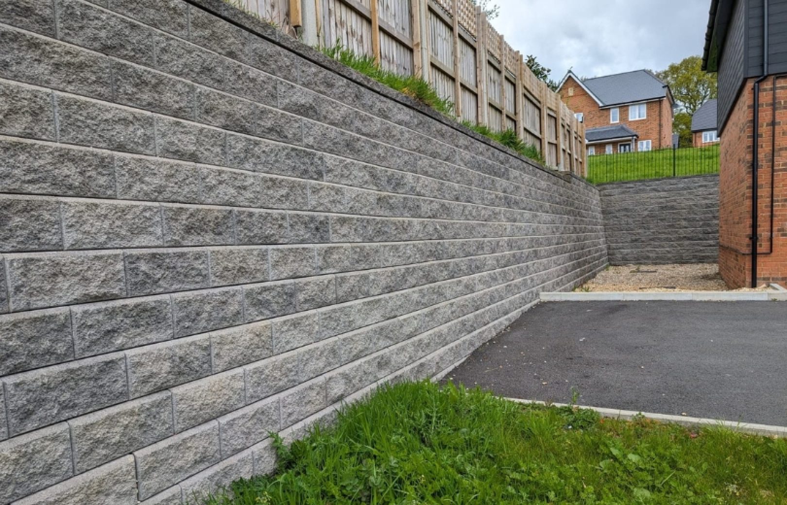 Top 5 Retaining Walls Failures and How to Avoid | Colinwell Masonry